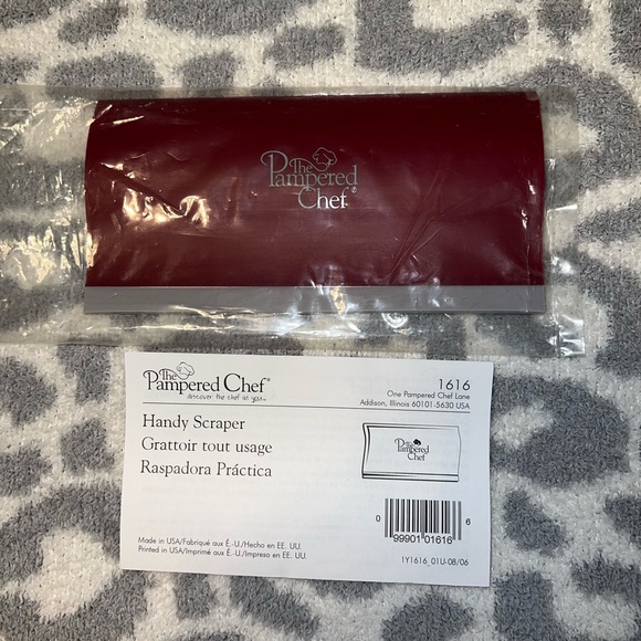 Pampered Chef | Kitchen | Pampered Chef Handy Scraper 616 | Poshmark